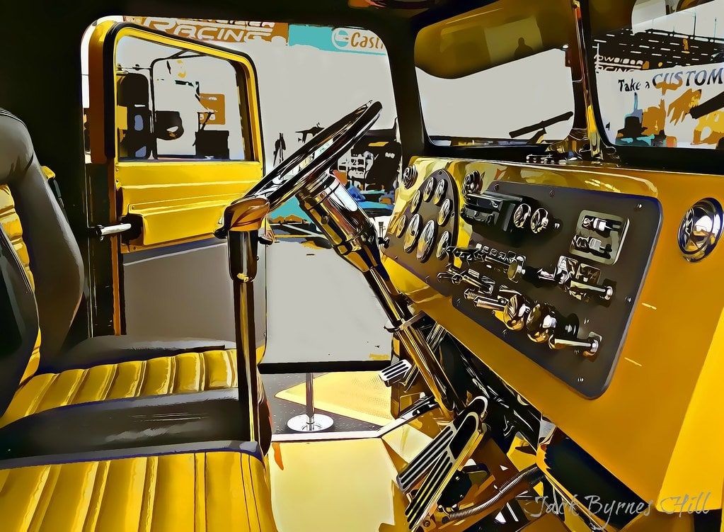 Heavy Duty Body Shop.